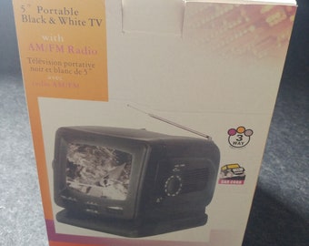 Vintage 1980'S Curtis Mini Portable Black and White TV With 5 Screen Am ...