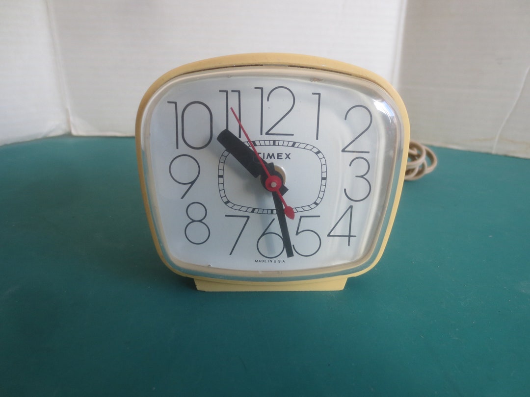 Vintage Mid Century Modern Timex Personal Beside Night Table Electric ...