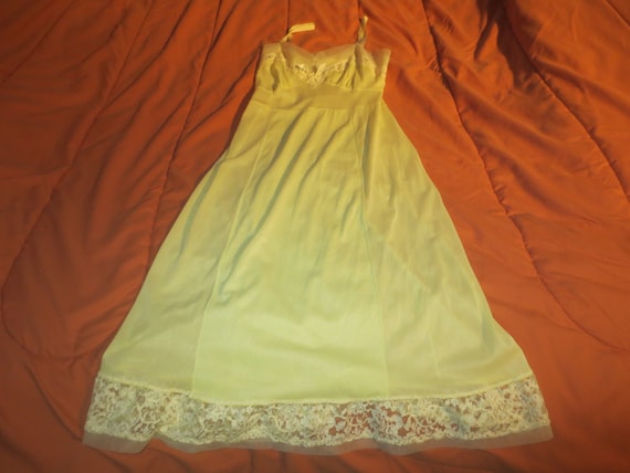 Rare 1970's Vintage Nylon and Acetate Guaranteed Not … - Gem