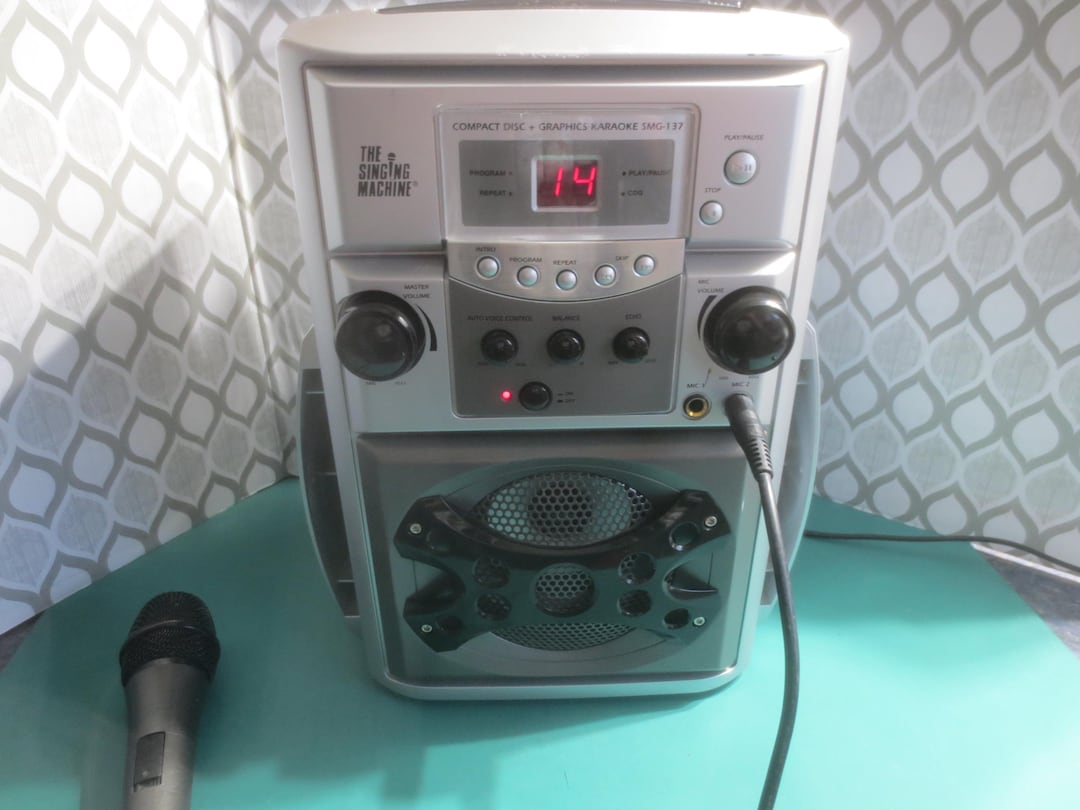 The Singing Machine Compact Disc + Graphics Karaoke Machine Model SMG ...