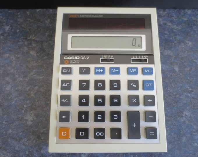 Vintage 1982 First Generation Casio DS-2 12 Digits Solar Powered Desk ...