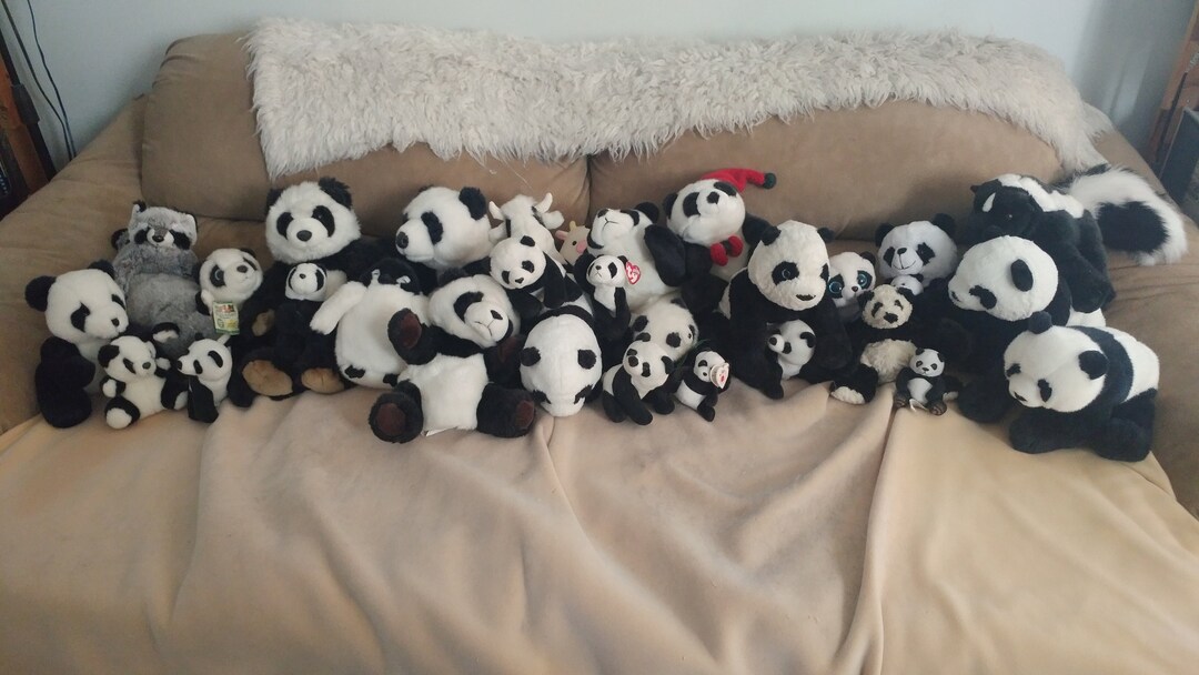 A Large Family of 24 Cute, Fuzzy, Furry, Soft, Cuddly Pandas Plush ...