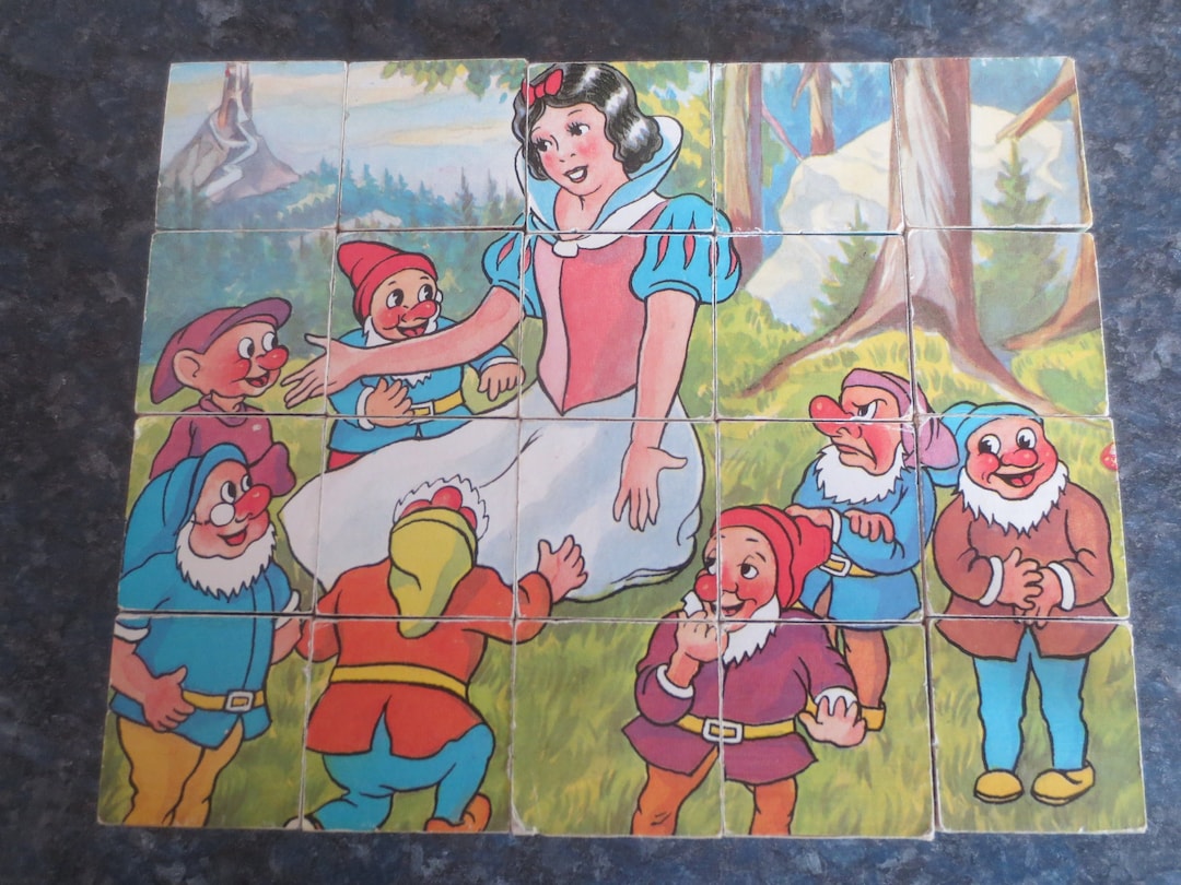 Rare Vintage Walt Disney Snow White Wooden Picture Puzzle Cubes. **FREE ...