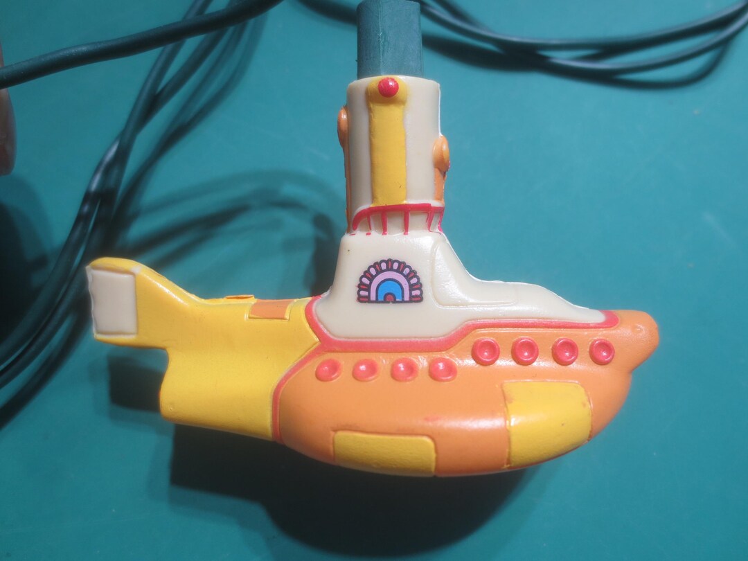 2011 Kurt Adler's the Beatles Yellow Submarine 12' Christmas String ...