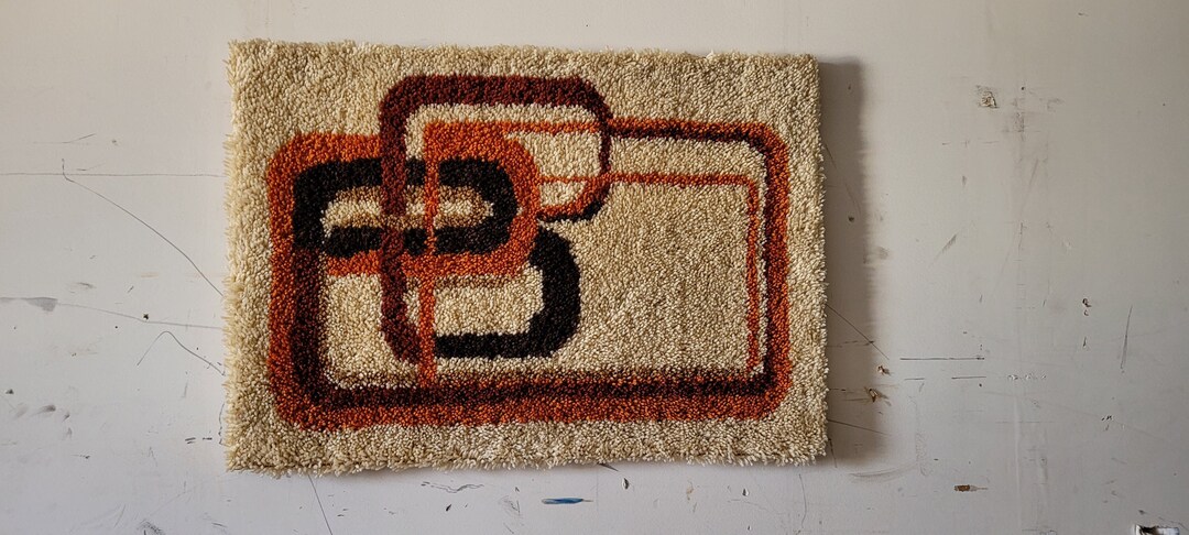 Vintage Artisan Crafted Mid Century Modern Latch Hook Rug Art Geometric ...