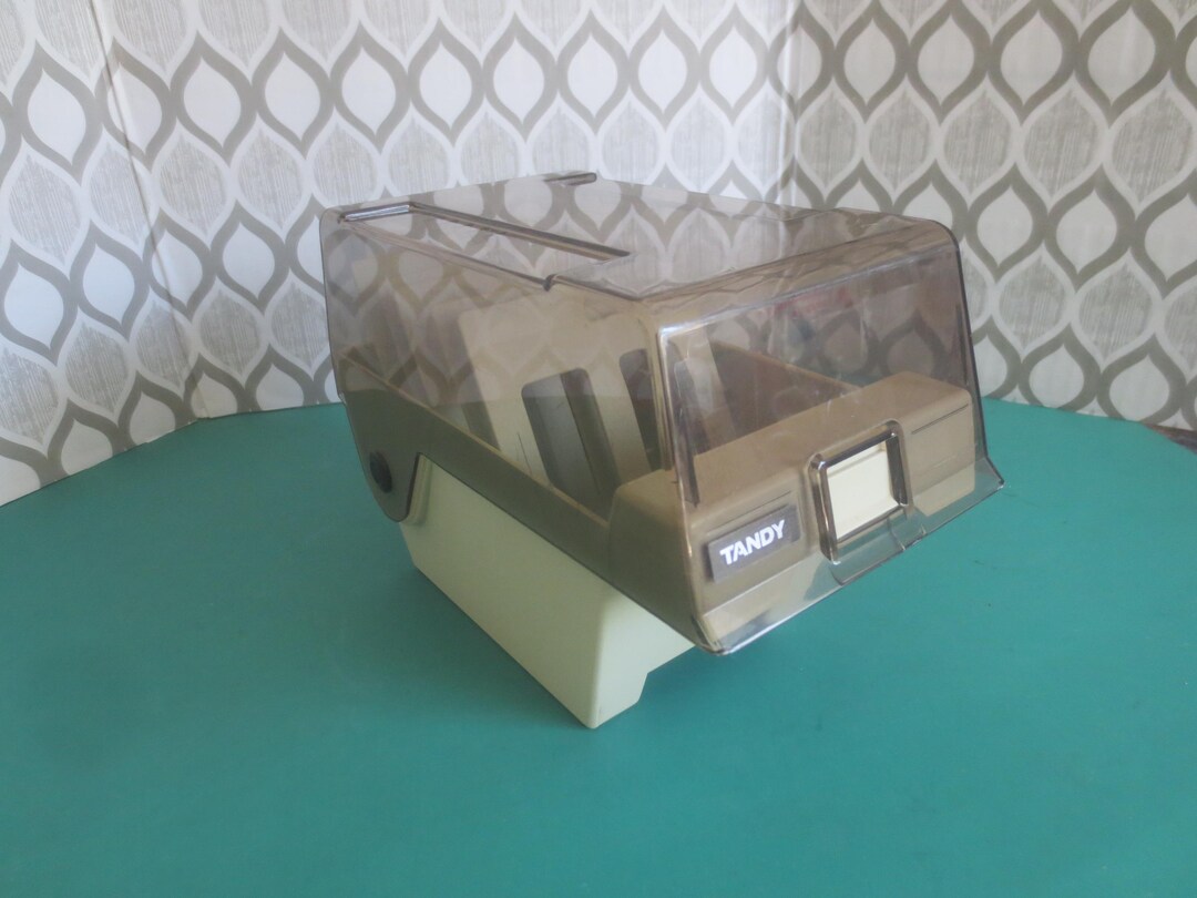 Vintage Retro Old School Radio Shack Tandy 3.5" Floppy Disk Holder Flip ...