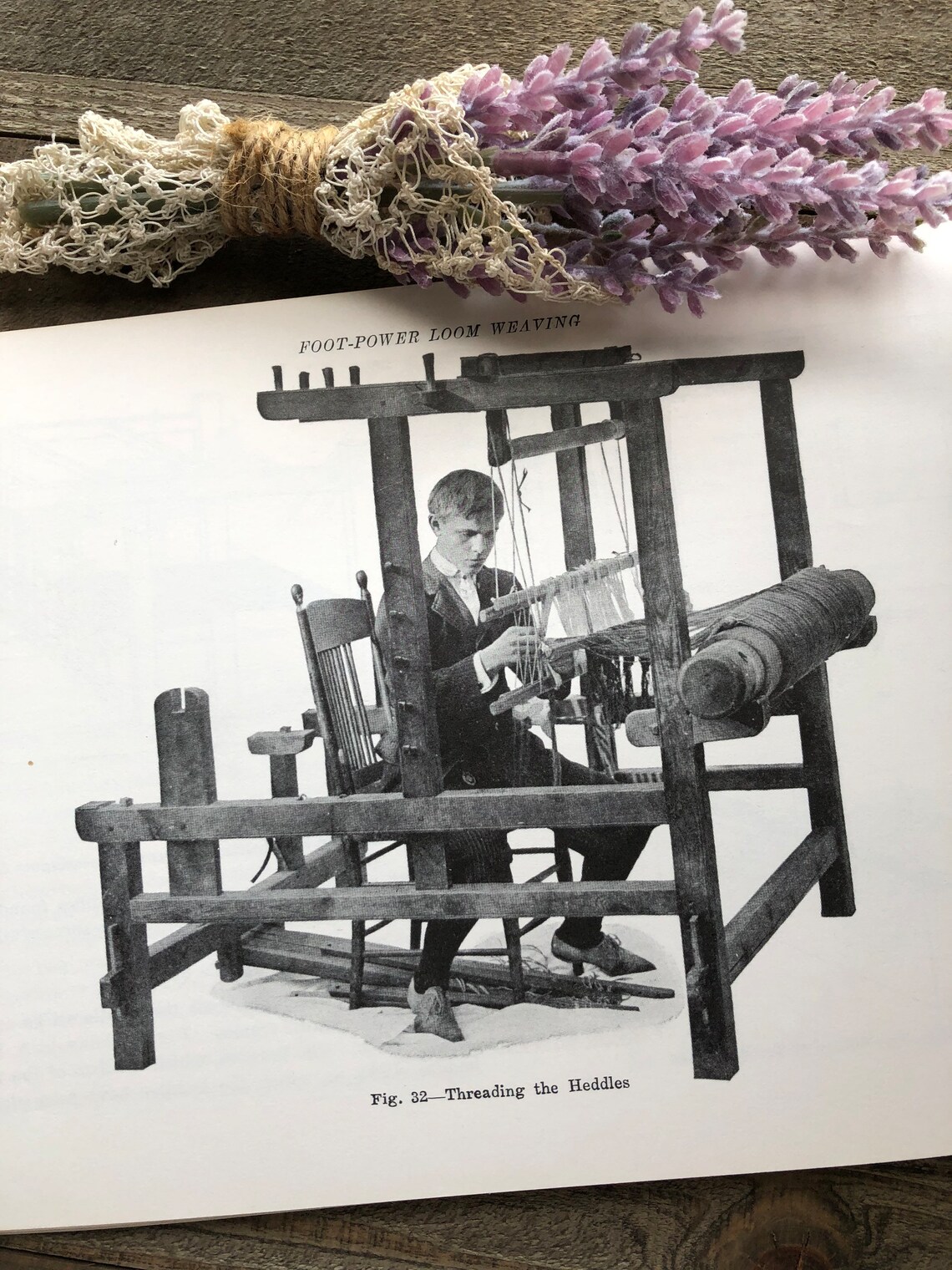 1974 Weaving With Foot Powered Looms / Historical Instruction - Etsy