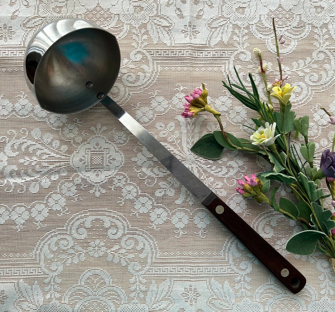 Vintage Ecko Flint Ladle / Vintage Ecko Cooking Utensil / Bakelite ...