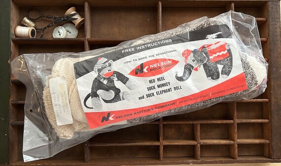 Vintage NOS Original Rockford Red Heel Socks / Sock M… - Gem