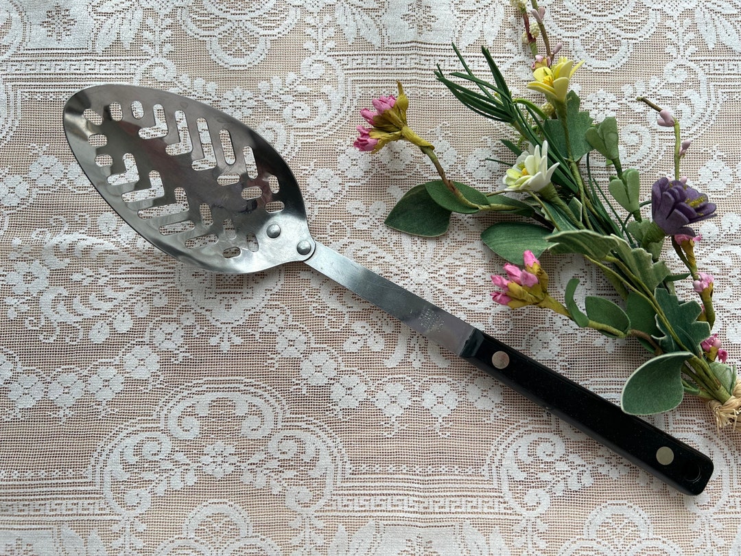 Vintage Flint Arrowhead Slotted Spoon / Vintage Ecko Cooking Utensil - Etsy