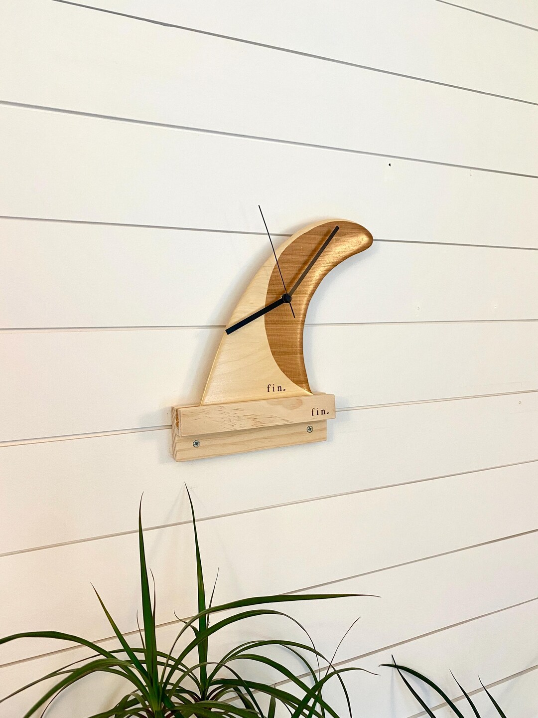 Surfboard Fin Clock and Stand - Etsy