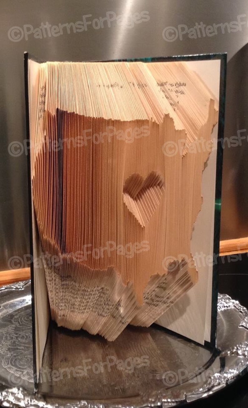 Book folding pattern for a USA MAP with a HEART | Etsy