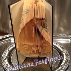 Book Folding Pattern for a LITTLE SAILBOAT on the Waves - Etsy