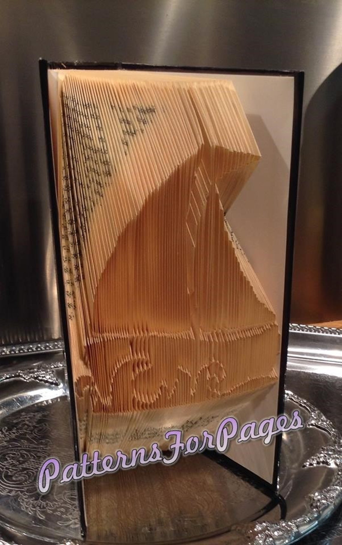 Book Folding Pattern for a LITTLE SAILBOAT on the Waves - Etsy