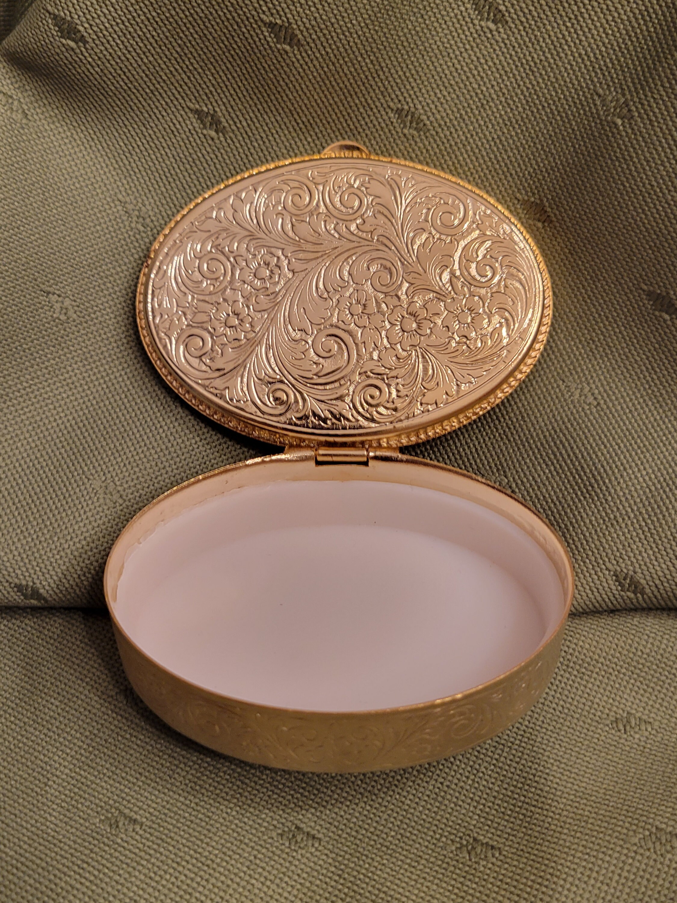 Porcelain Gold Tone Jewel, Trinket, Pill Box - Etsy