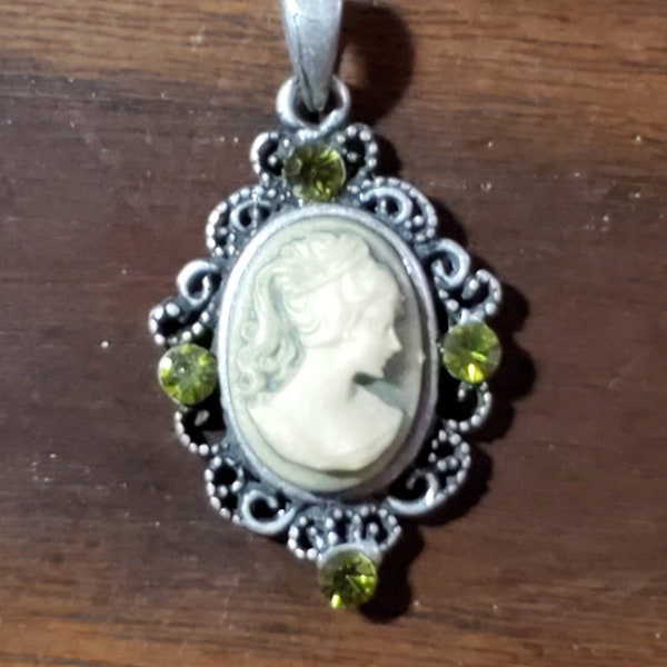 Green Cameo - Etsy