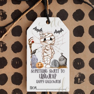 Mummy Halloween Gift Tags, Halloween Party Favors Tags, Trick or Treat ...