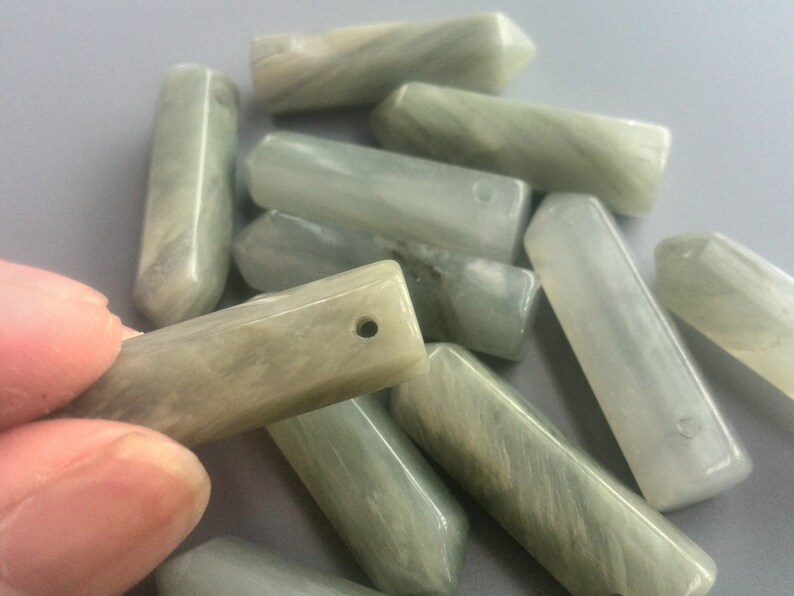 Natural Green Stone Point Pendant Faceted Pointed Prism - Etsy