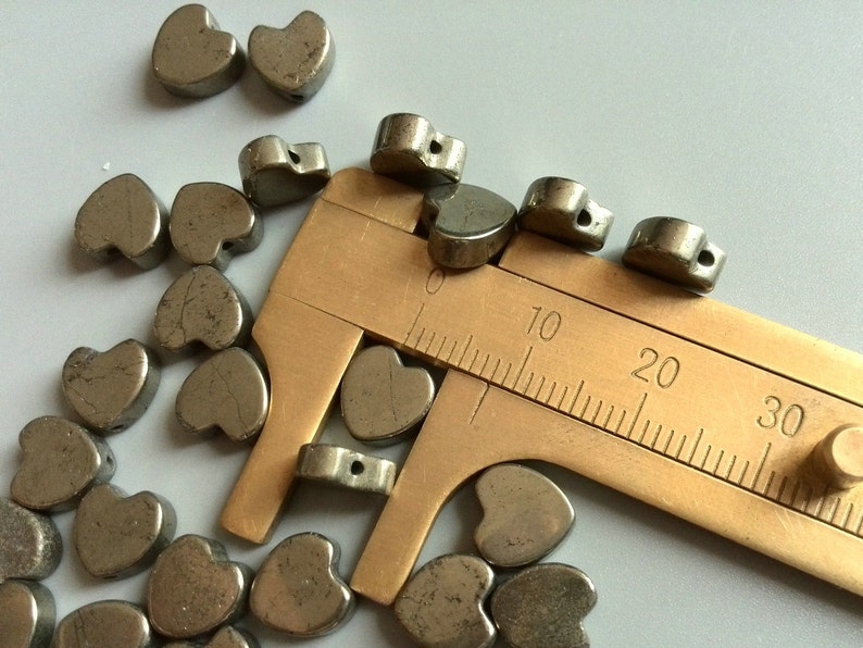 5pcs 8mm Natural Iron Pyrite Beads Fools Gold Heart Beads Centre ...