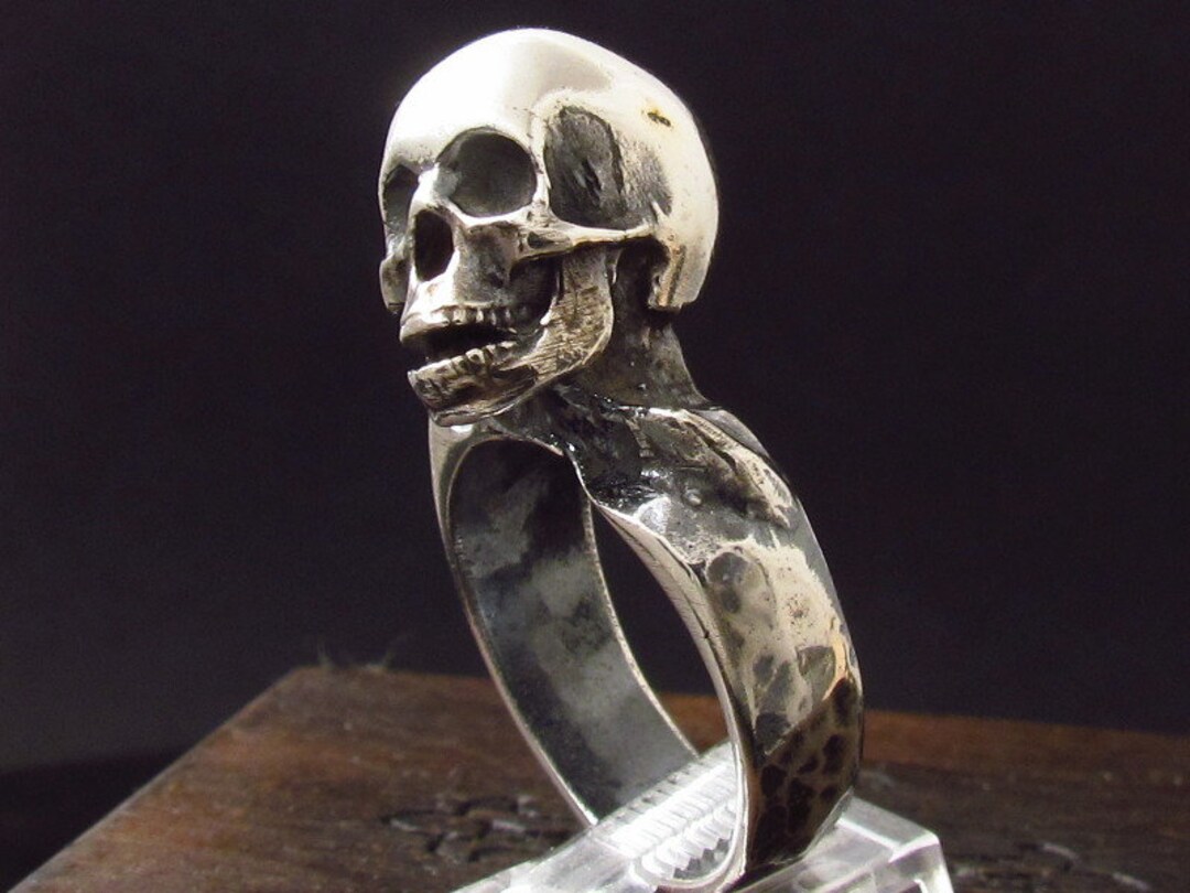 Mysacrum SKULL RING - Etsy