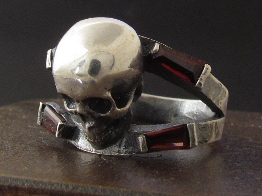 Mysacrum SKULL RING - Etsy