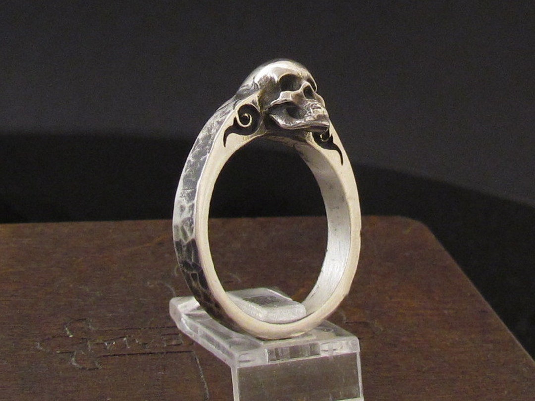 Mysacrum SKULL RING - Etsy
