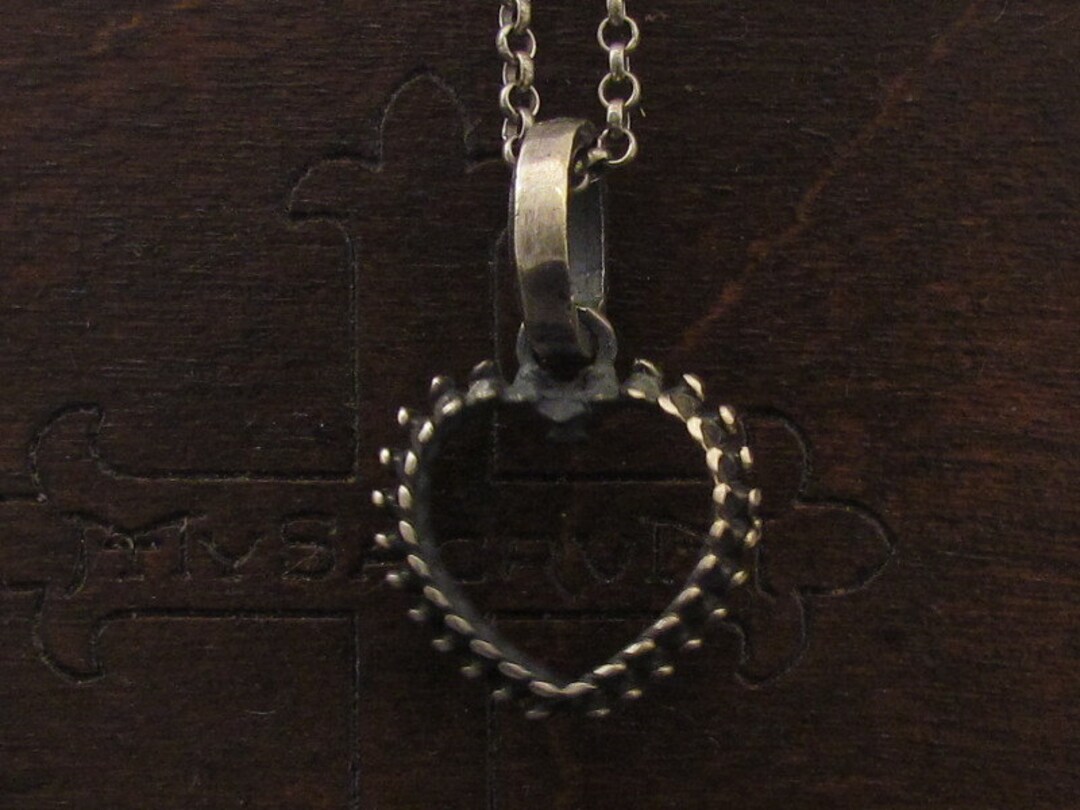 Mysacrum SPINE HEART - Etsy