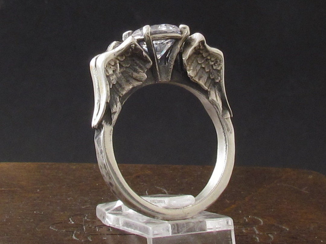 Mysacrum ANGEL WING RING - Etsy