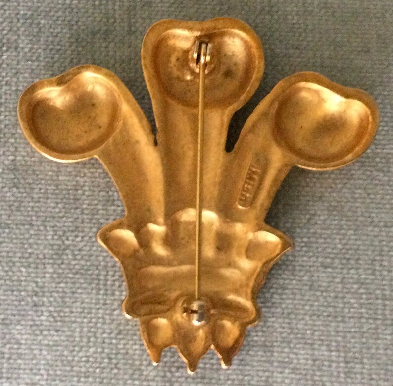 Regal MISH Signed PRINCE of WALES Feathered Crown Brooch Pin Gold Metal ...