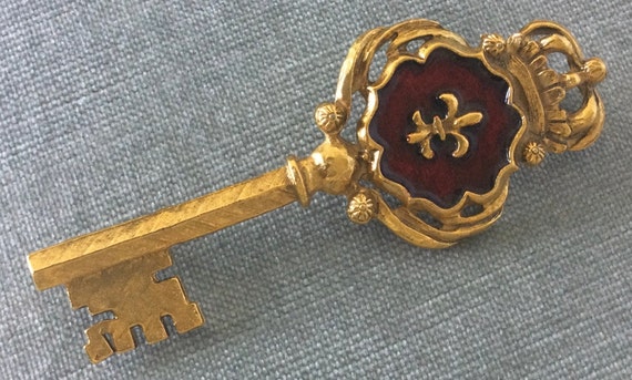 Vintage GRAZIANO Signed Victorian SKELETON KEY Crown … - Gem