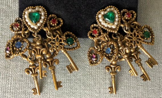 Rarest ART VICTORIAN NOUVEAU Heart Skeleton Key Charm… - Gem