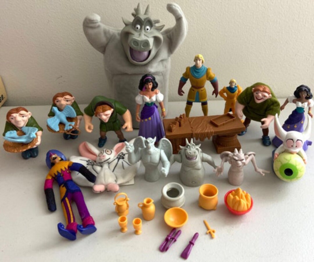 Disney’s Hunchback of Notre Dame Lot of 15+ Toys Figures Quasimodo ...