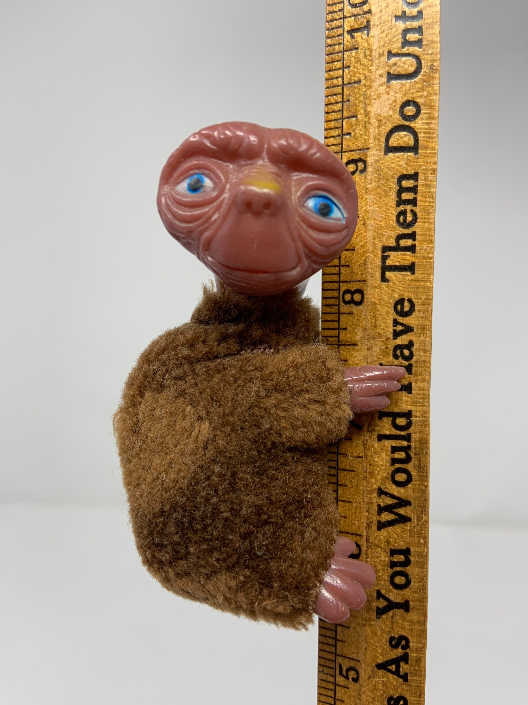 E.T. the Extra Terrestrial Gripper Grabber Pencil Hugger - Etsy