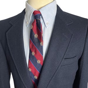 Vintage 1980s Wool Flannel Navy Blazer ~ 36 to 38 R ~ Jacket / Sport ...