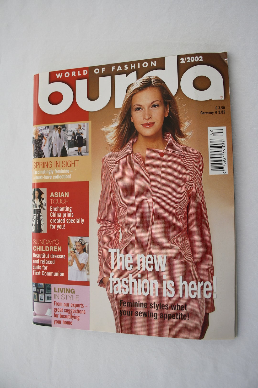 ENGLISH Burda Magazine World of Fashion Burda Sewing Patterns February ...