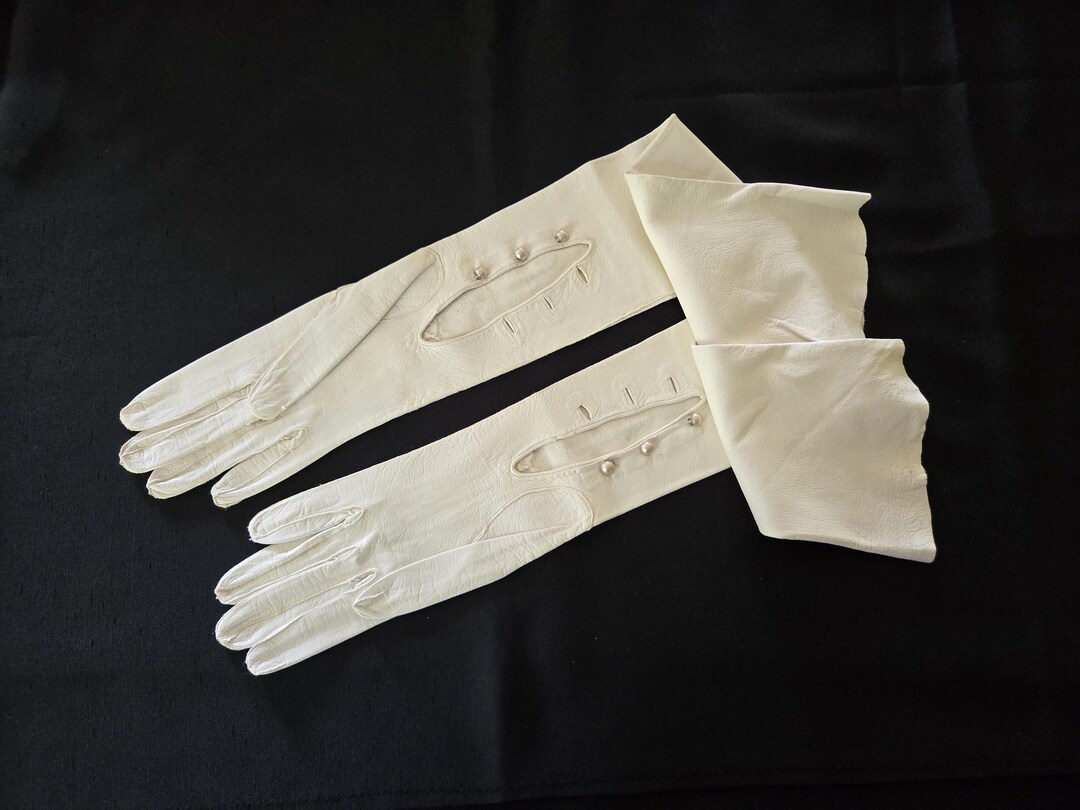 KID LEATHER Opera Gloves Long Gloves With Pearl Buttons, Cream White ...