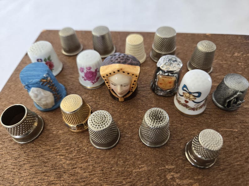 THIMBLE Collection With Wooden Display Box for Wall Hanging INCLUDES 17 ...