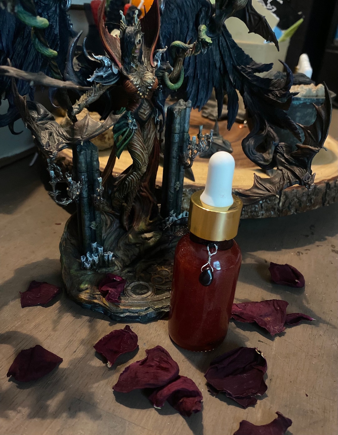 1oz Vamp Blood Fragrance Perfume Oil Garnets Vampire Vamp Dracula ...