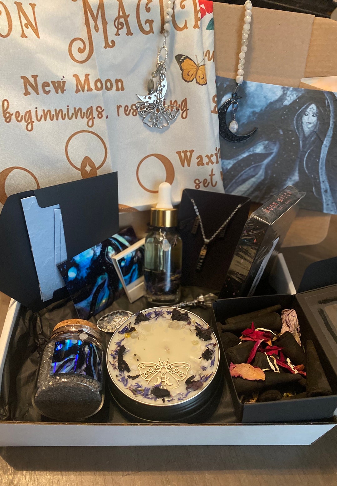 LARGE NYX Moonstone Night Goddess Altar Set altar Cloth, Prayer Beads ...