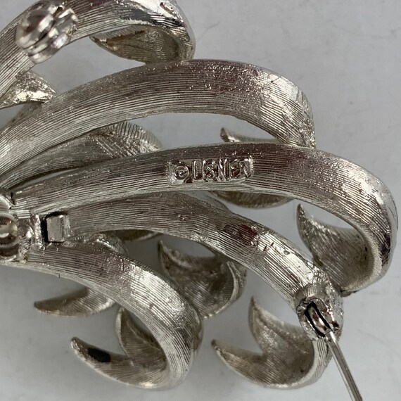 Vintage Lisner Brushed Silver Tone Waves Brooch - Gem