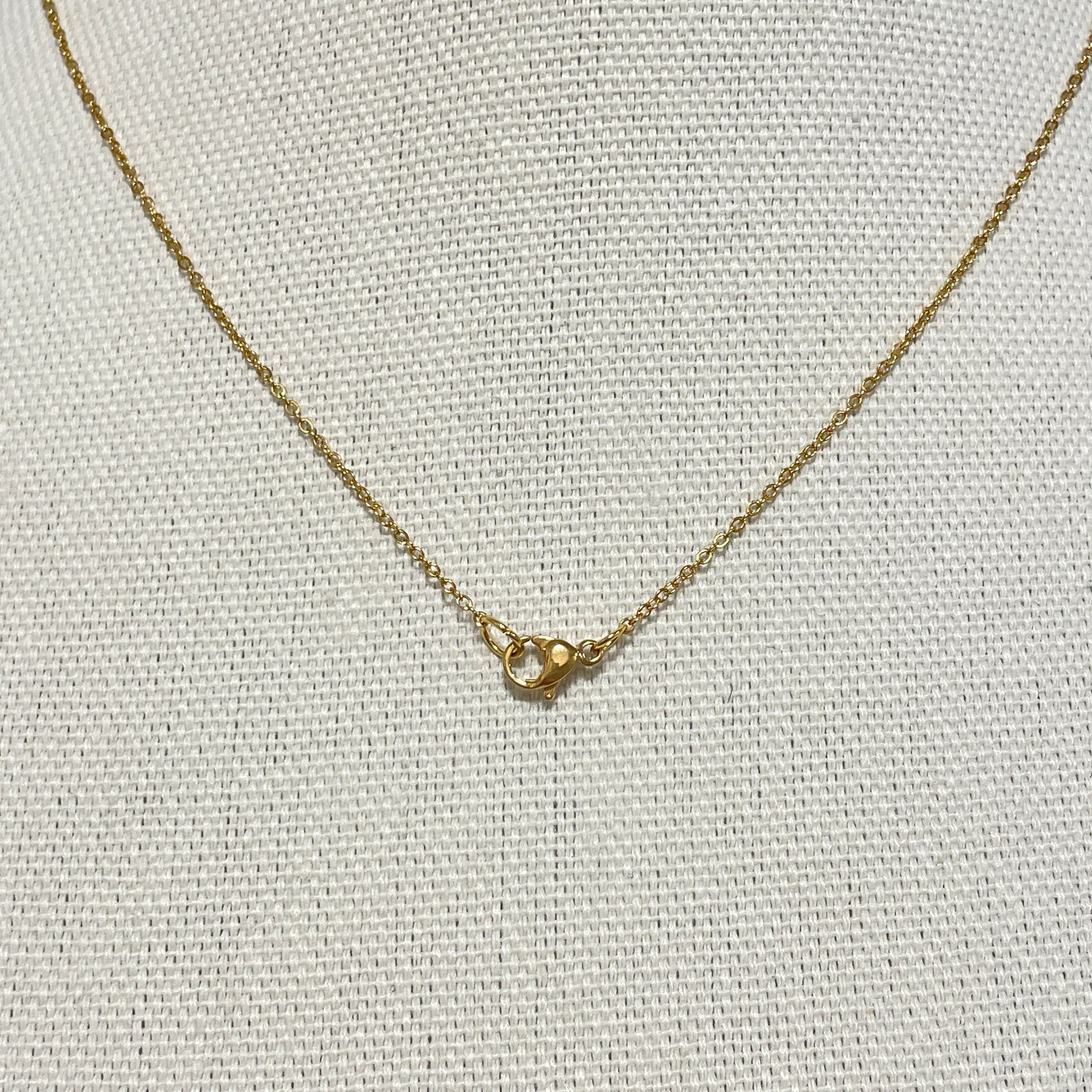 Cute and Lovely Bumble Bee Necklace on Beautiful Shimmering Chain ...