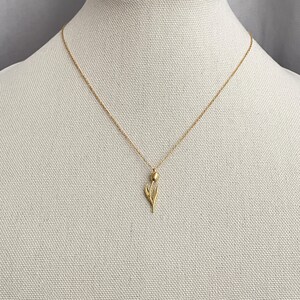 Tulip Flower Necklace, Elegant and Sophisticated Tulip Flower Pendant ...