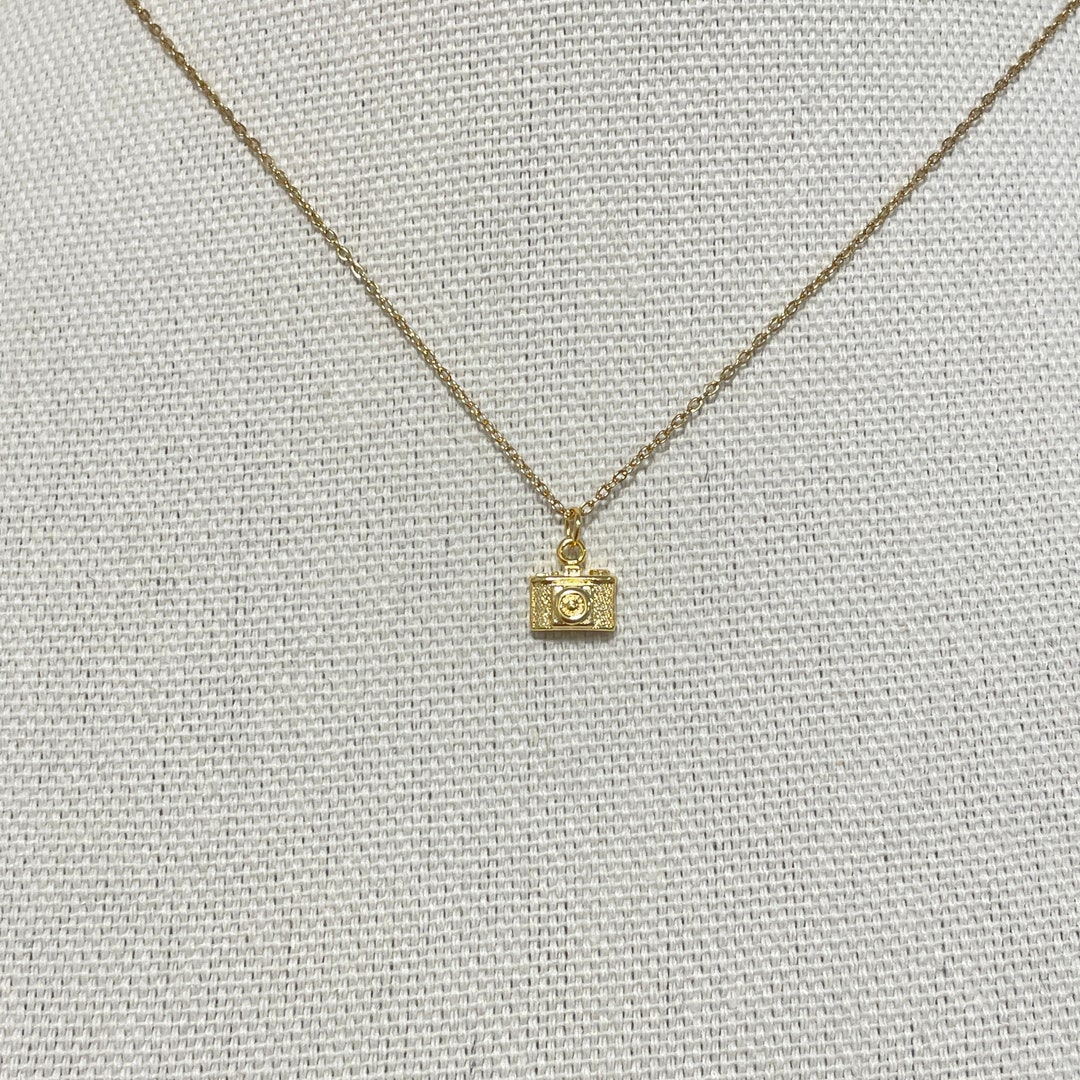 Tiny Camera Charm Necklace for Women, Traveler Minimalist Necklace ...