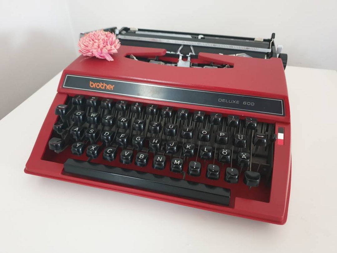 Vintage Brother Deluxe 600 Typewriter Working Japan Typewriter Maroon ...