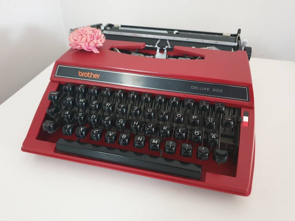 Vintage Brother Deluxe 600 Typewriter Working Japan Typewriter Maroon ...