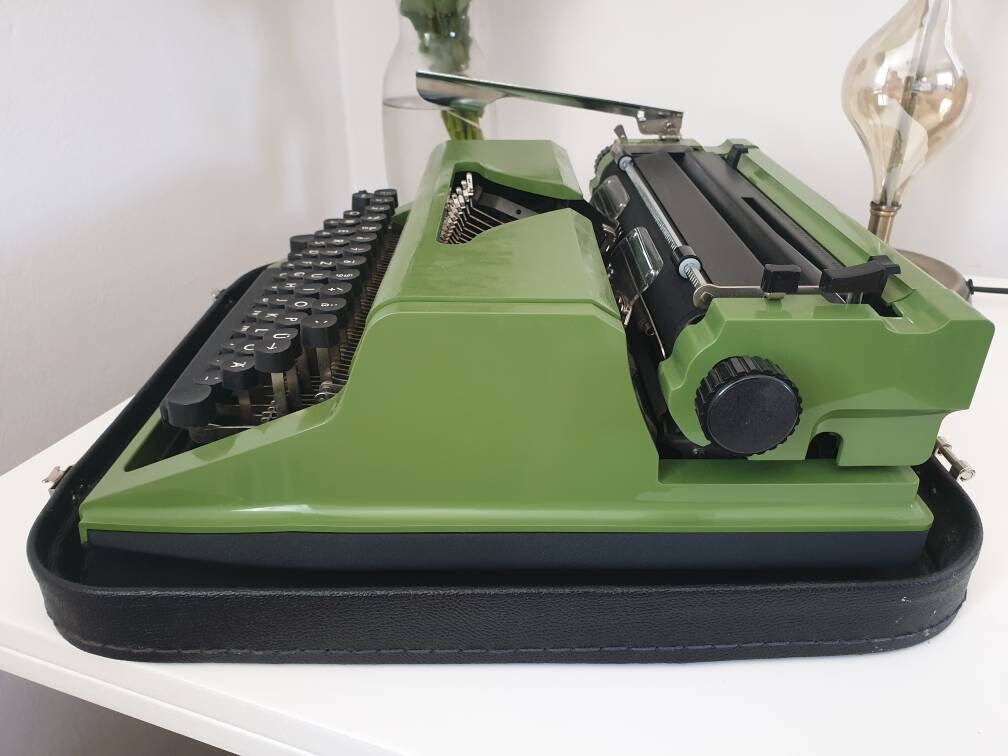 Vintage green typewriter Erika Working typewriter German | Etsy