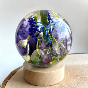 Large Floral Resin Sphere-nightlight With Genuine Dried Spring Flowers ...