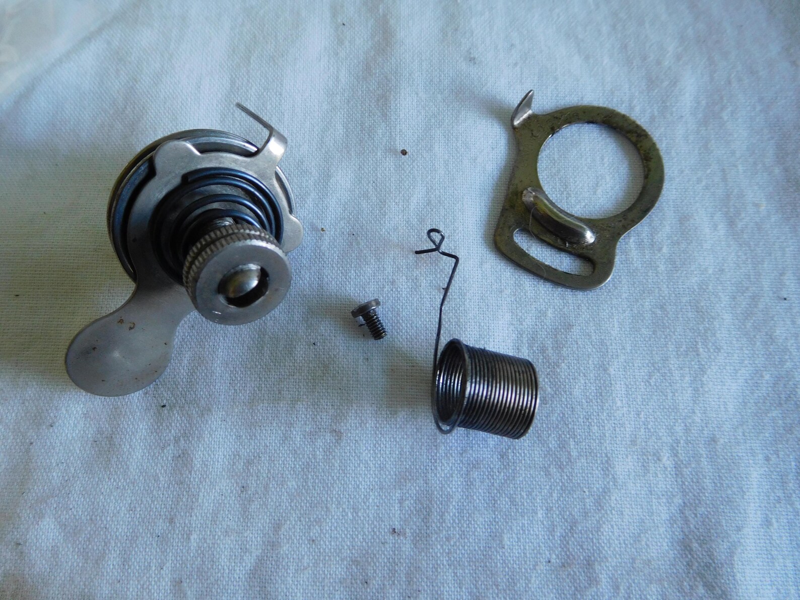 Vintage 28K 28 Singer Sewing Machine Upper Thread Tension Assembly With ...