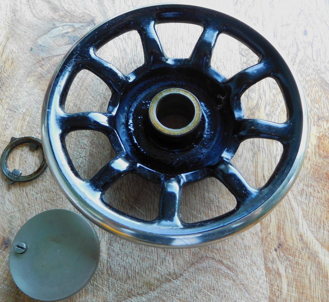 Singer Sewing Machine 9 Spoked Balance Wheel, Pulley Ex 99K & Stop ...