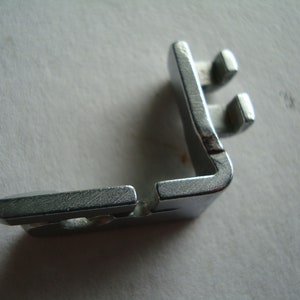 Vintage Singer Sewing Machine Rolled Foot Hemmer 5/64th Simanco 120855 ...